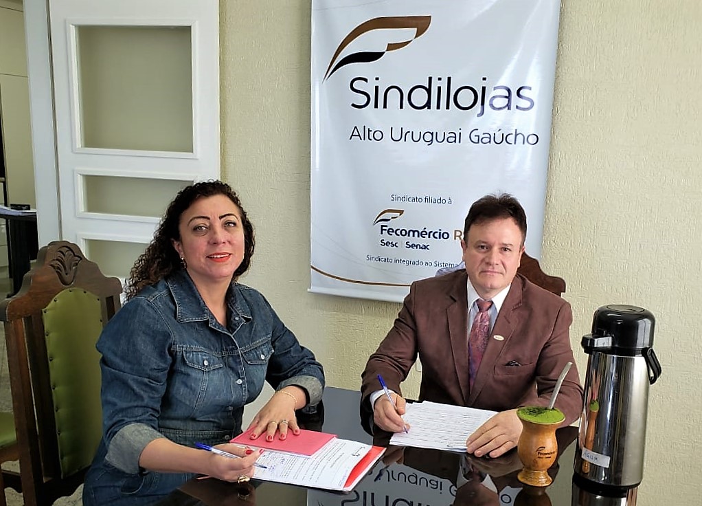 Sindilojas Alto Uruguai e Sindicomerciários assinam convenção coletiva ...